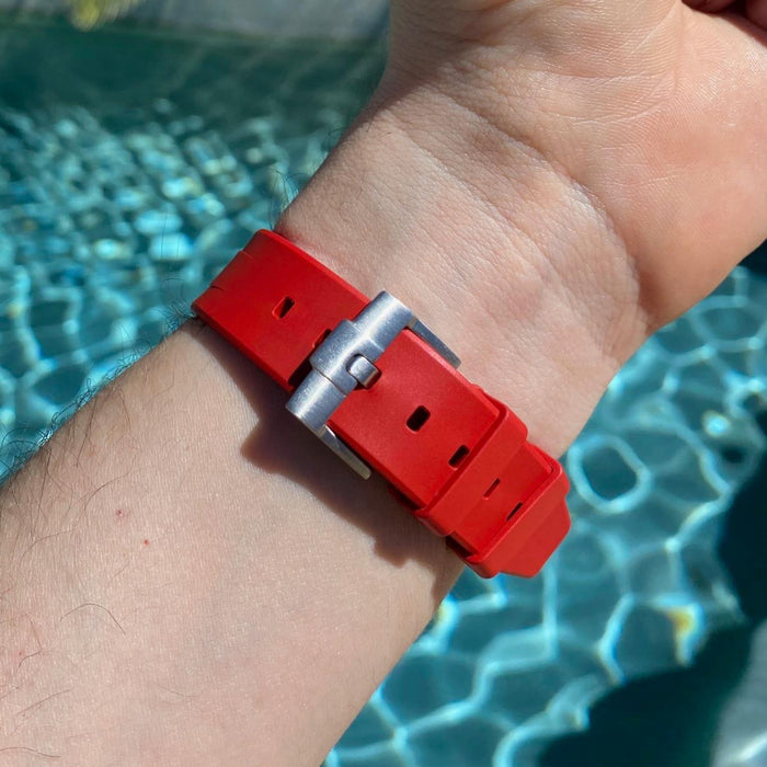 Red Rubber Strap for Rolex Daytona – Sporty Upgrade | Helvetus®